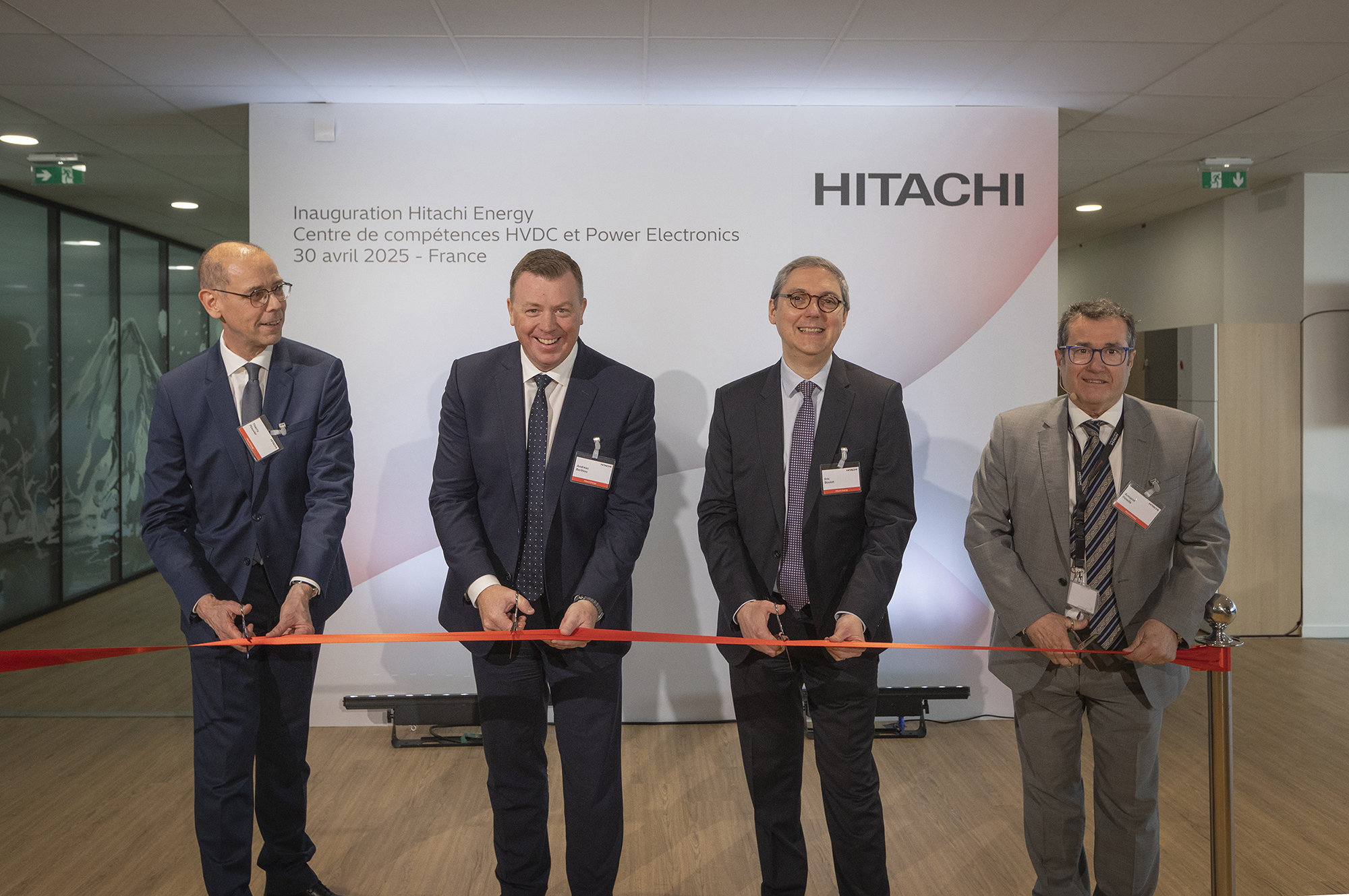 Hitachi Energy étend ses activités en France